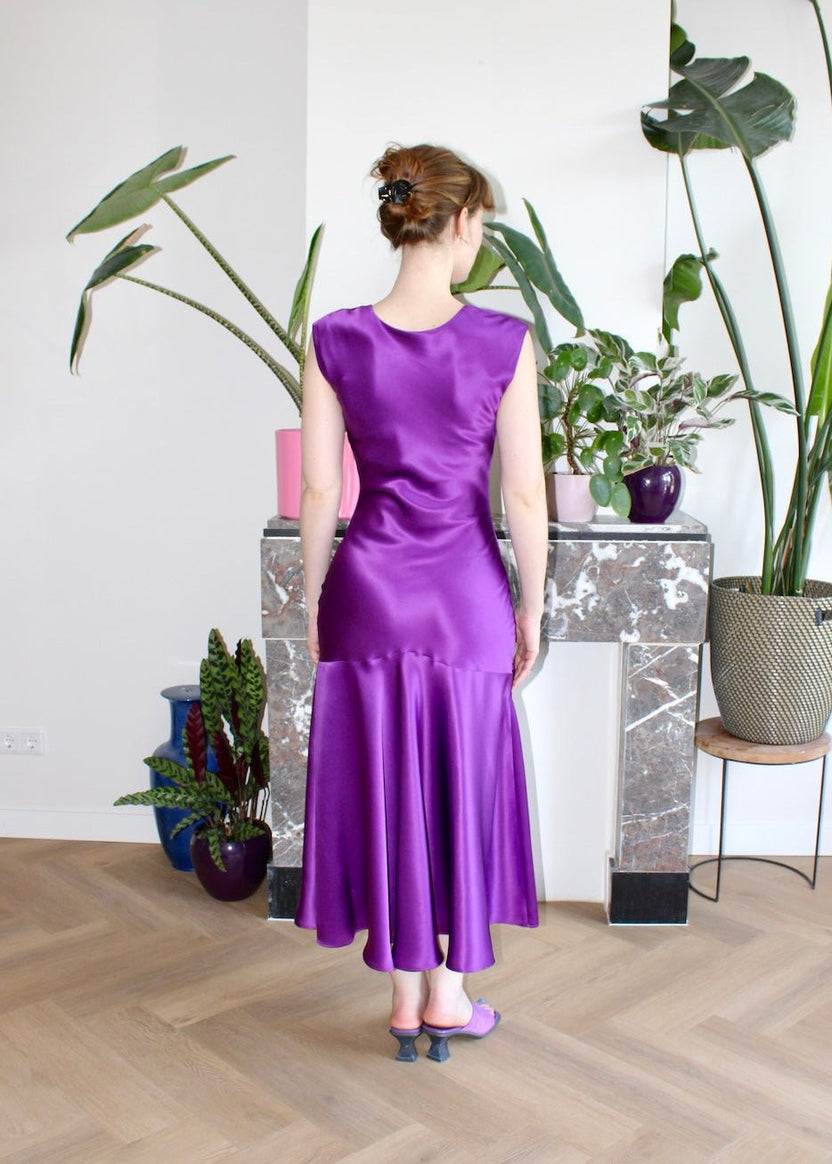 Zaria midi dress dark violet silk – Luci's Lemons